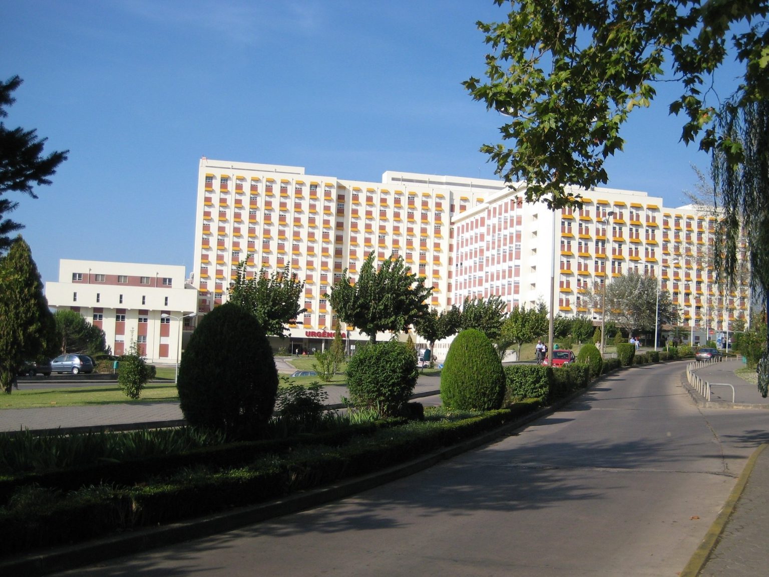 ULS Coimbra vence Prémio Healthcare Excellence 2025 com unidade ...