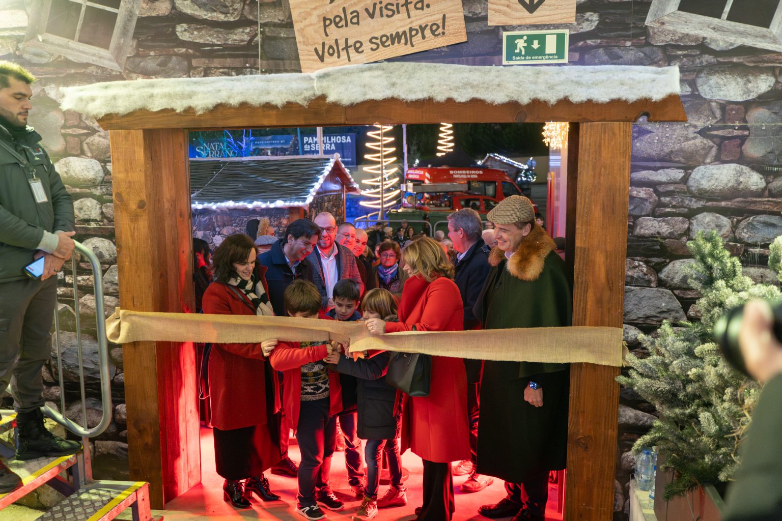 Saúl, Santamaria, Os Vizinhos e Marotos da Concertina animam Natal Serrano na Pampilhosa da ...